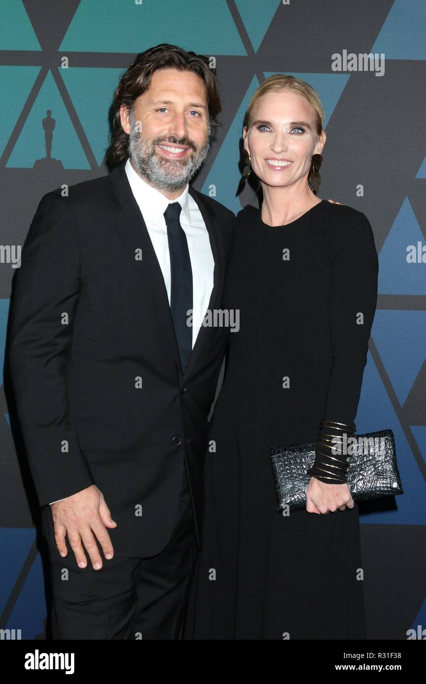 Los Angeles, CA, USA. 18th Nov, 2018. Jeremy Clifford, Jennifer Fox at ...