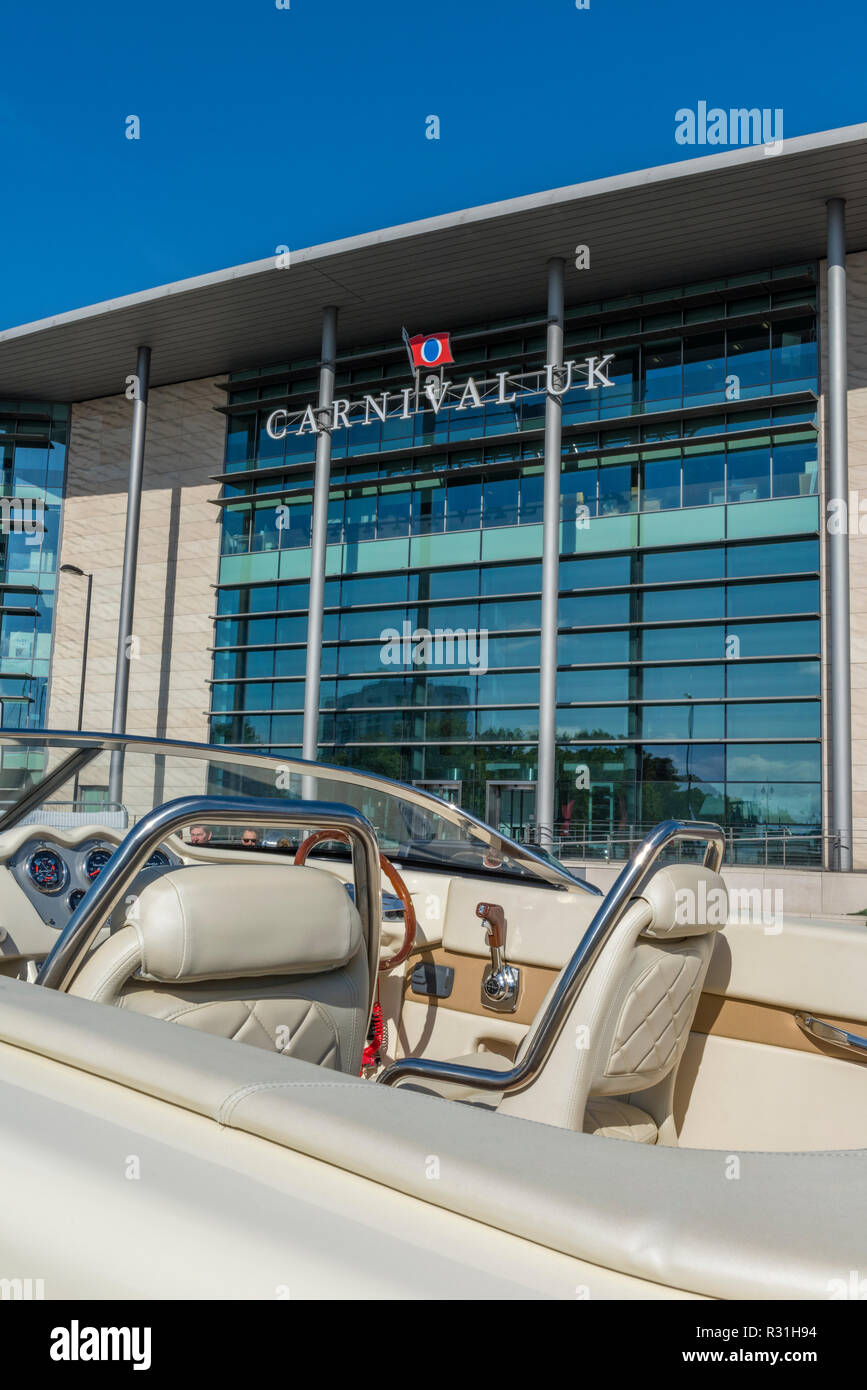 Carnival cruises headquarters hi-res stock photography and images - Alamy