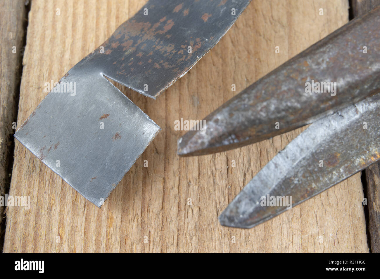 Hand shears sheet metal hi-res stock photography and images - Alamy