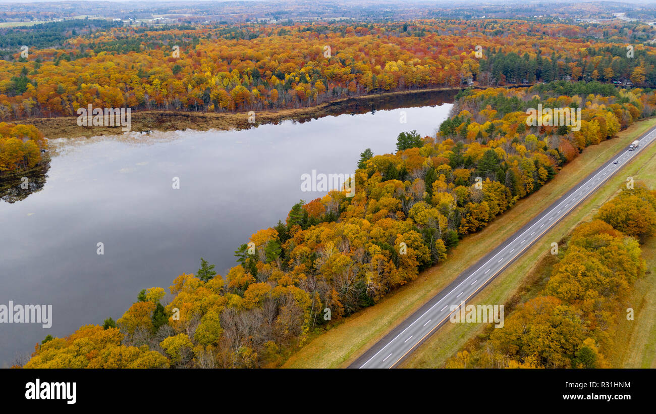 Semi paved road hi-res stock photography and images - Alamy