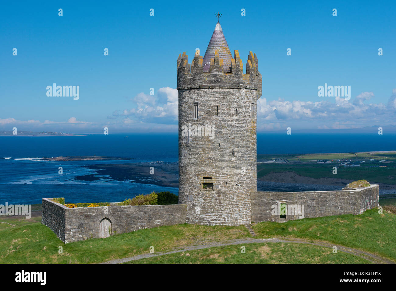 Doonagore Castle, near Doolin, County Clare, Ireland Stock Photo - Alamy