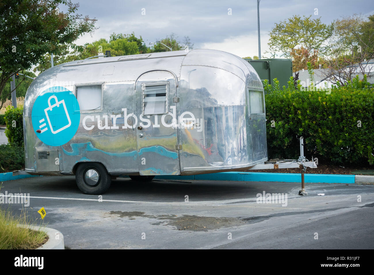 Pick up with trailer hi-res stock photography and images - Alamy