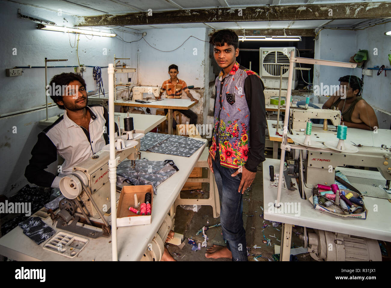 Sweatshop hi-res stock photography and images - Alamy