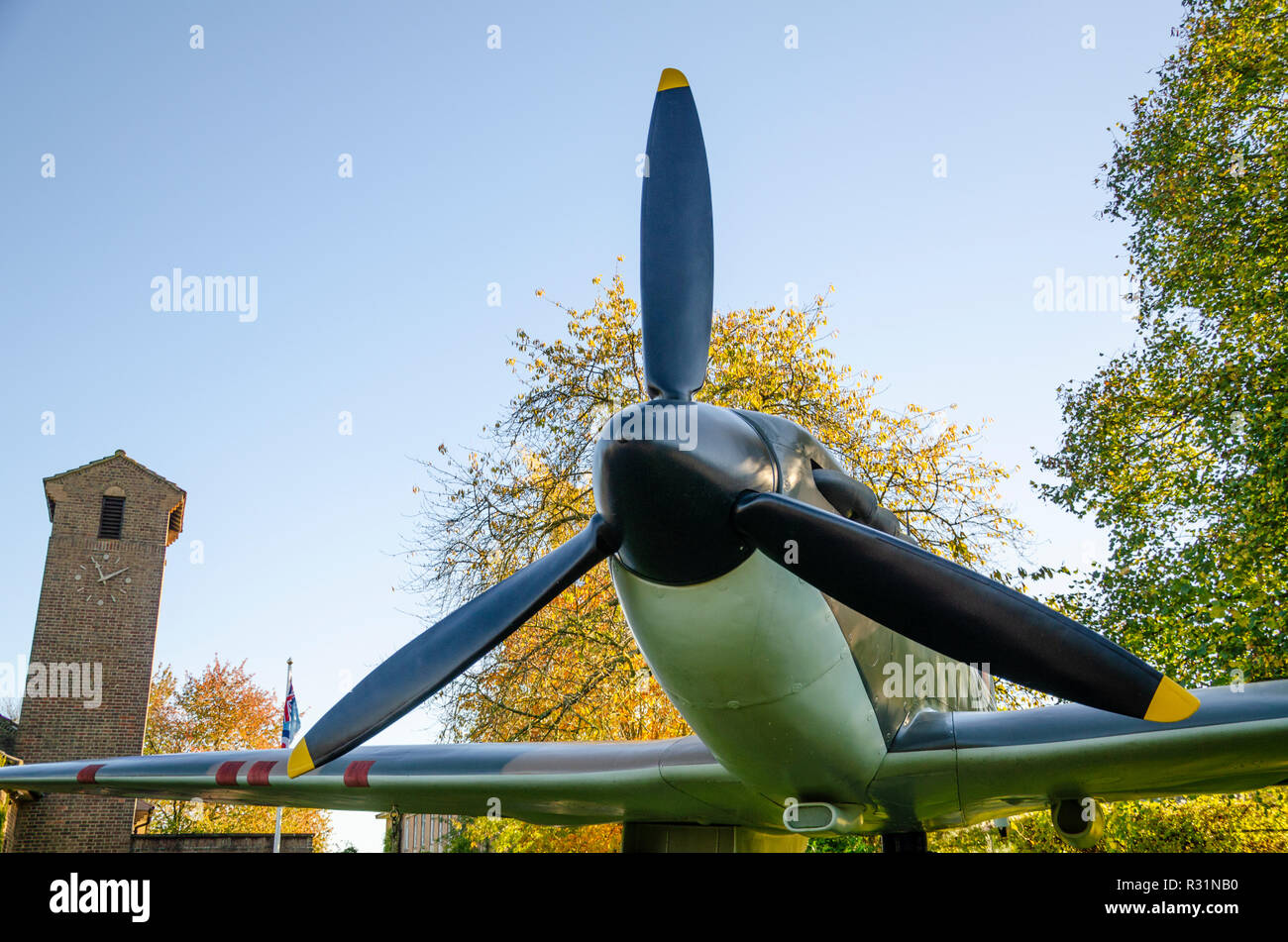 Raf memorial clock hi-res stock photography and images - Alamy