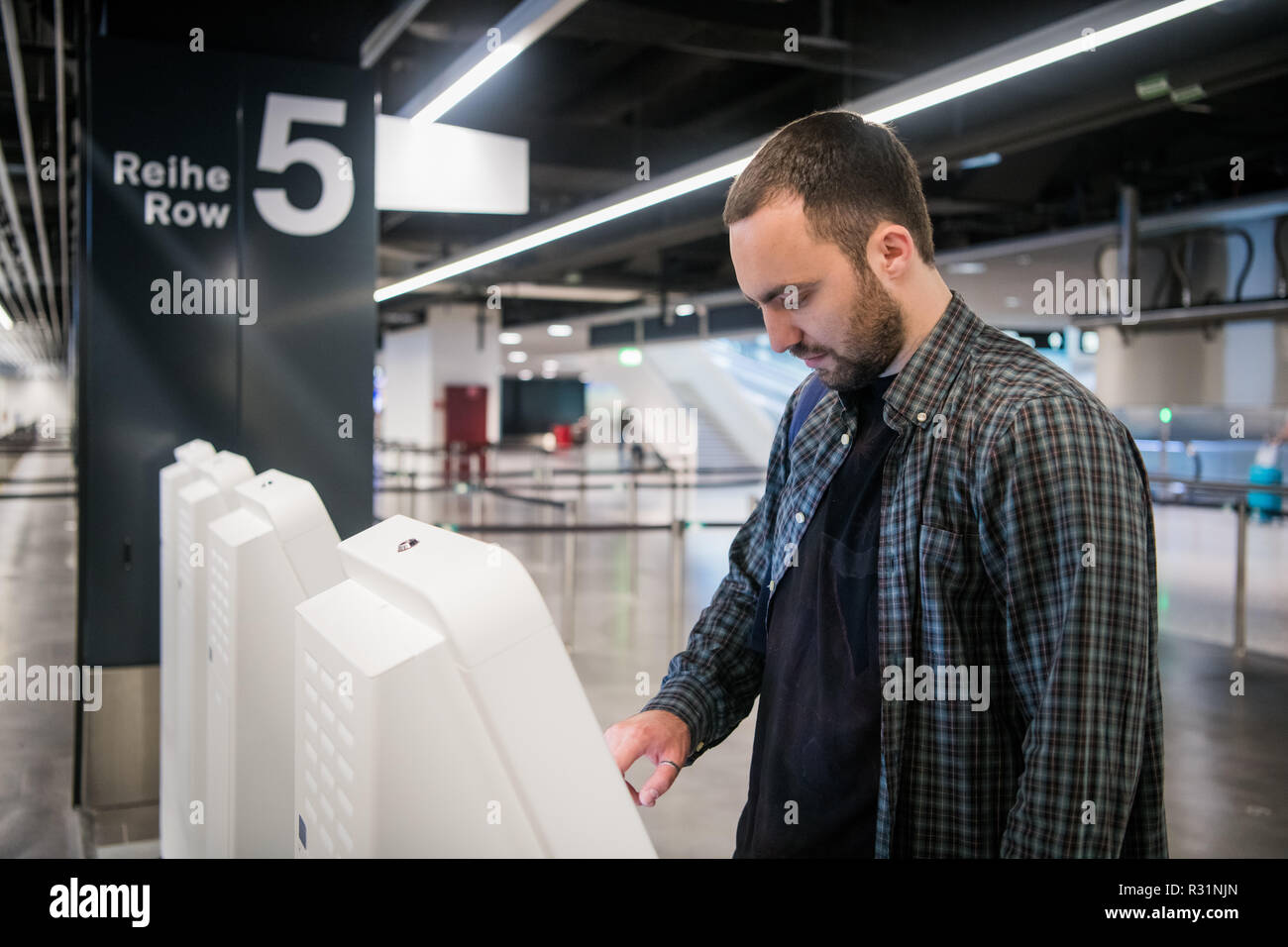 Automatic ticket check hi-res stock photography and images - Alamy