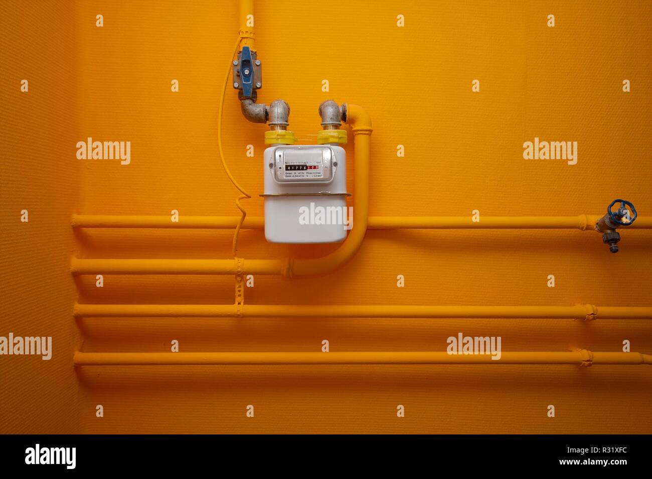 Gasometer gauge hi-res stock photography and images - Alamy