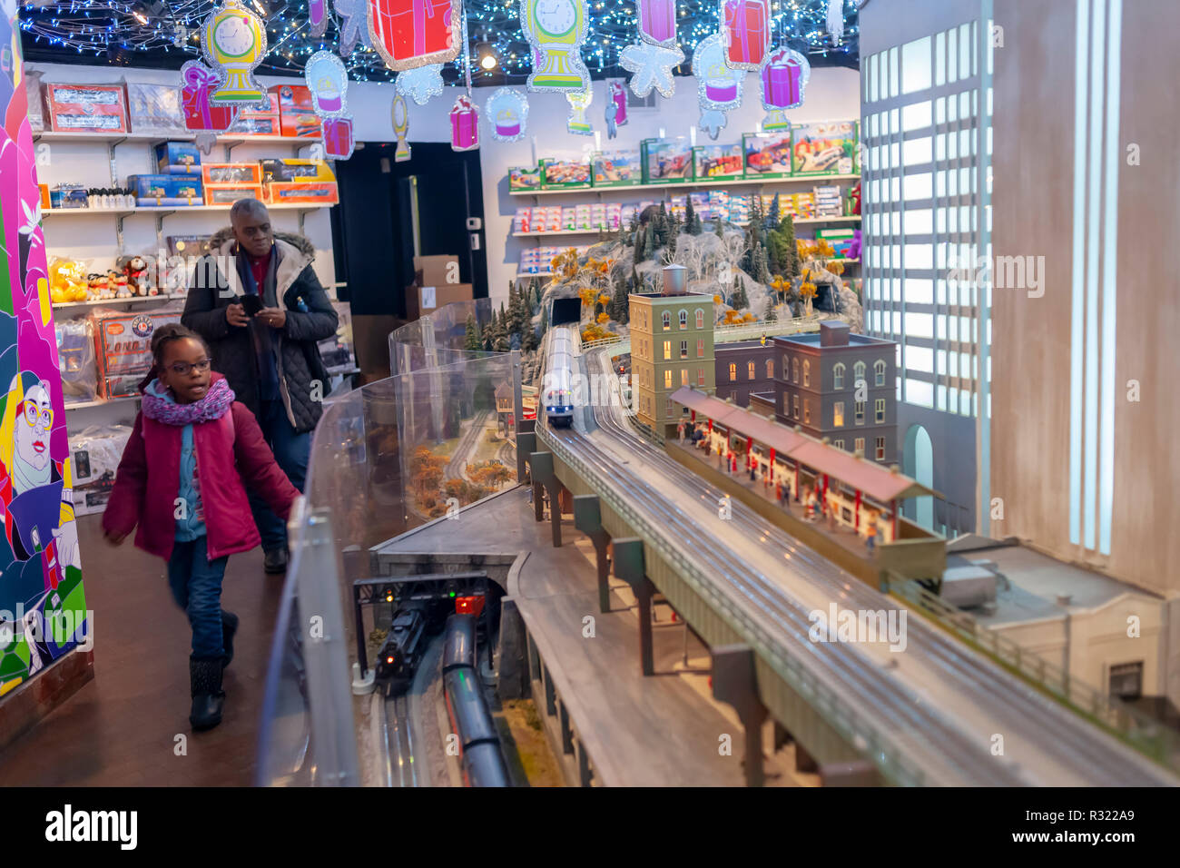 Visitors to the New York City Transit Museum in Grand Central Terminal ...