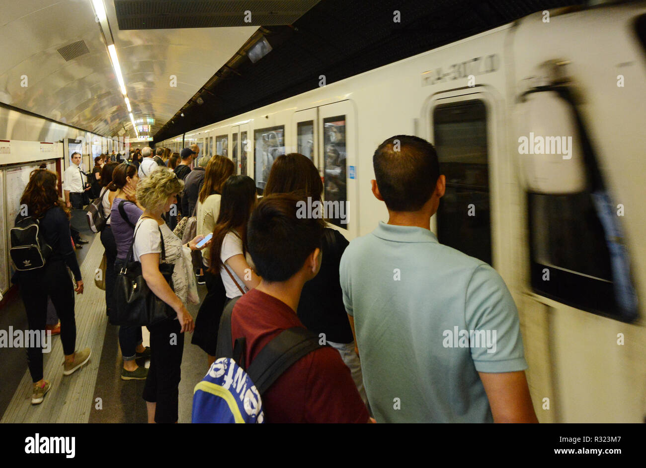 Rome metro subway hi-res stock photography and images - Alamy