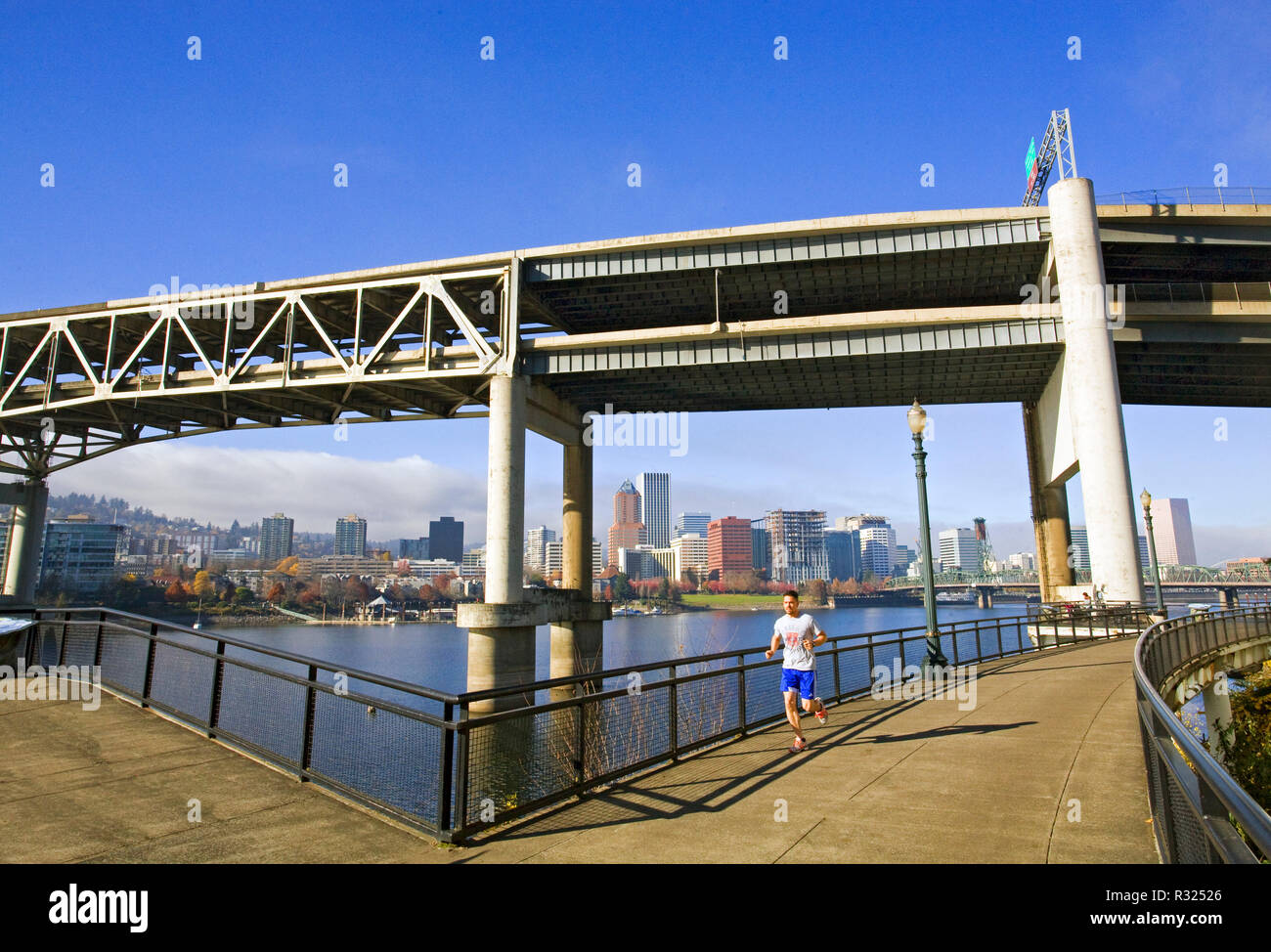 The Willamette River and the skyline of Portland, Oregon, on a sunny ...