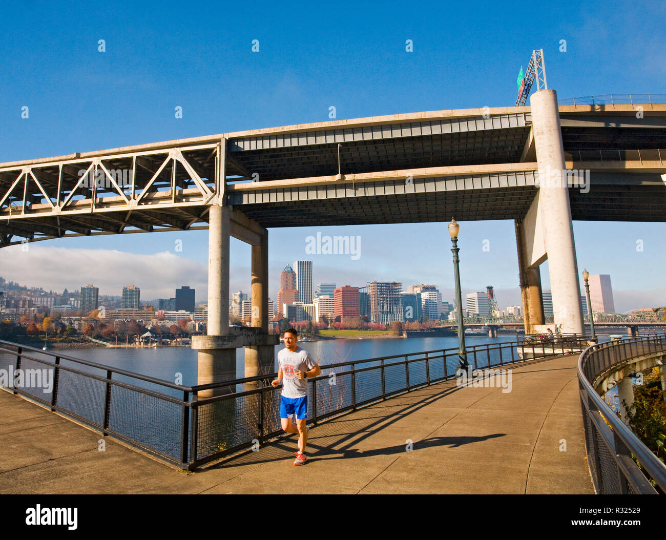 Marquam bridge bridge hi-res stock photography and images - Alamy