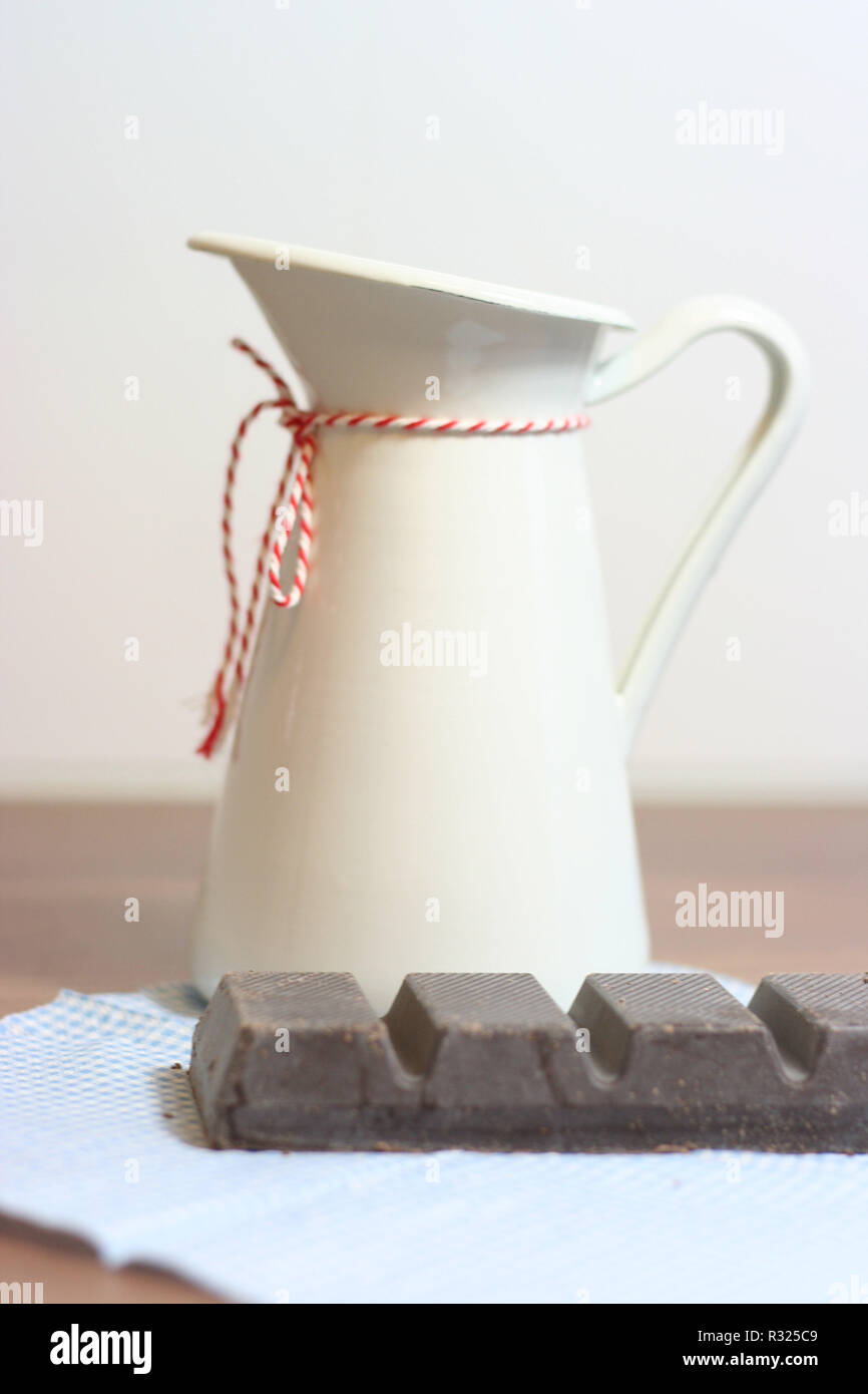 Blockschokolade hi-res stock photography and images - Alamy