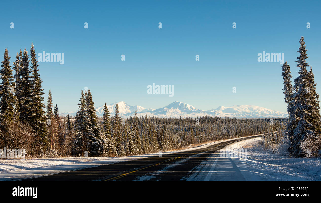 Near glenn highway hi-res stock photography and images - Alamy