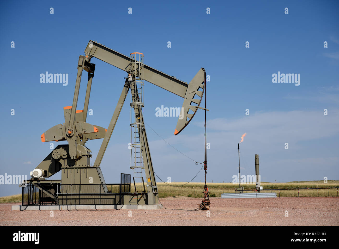 Crude Oil Pump High Resolution Stock Photography and Images - Alamy