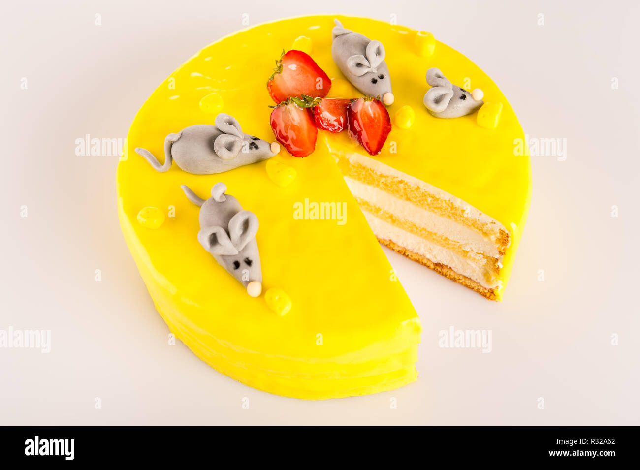 Baked mice hi-res stock photography and images - Alamy