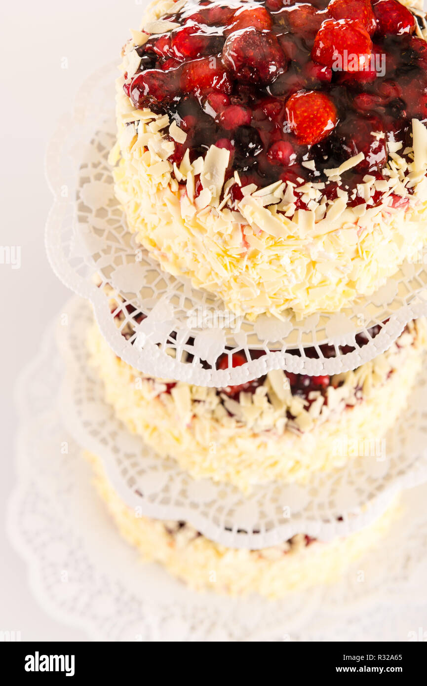 Bunk cake hi-res stock photography and images - Alamy