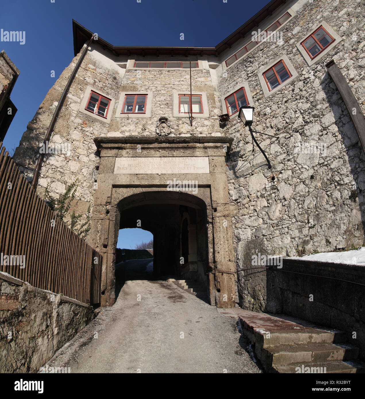 Austria snow passage hi-res stock photography and images - Alamy