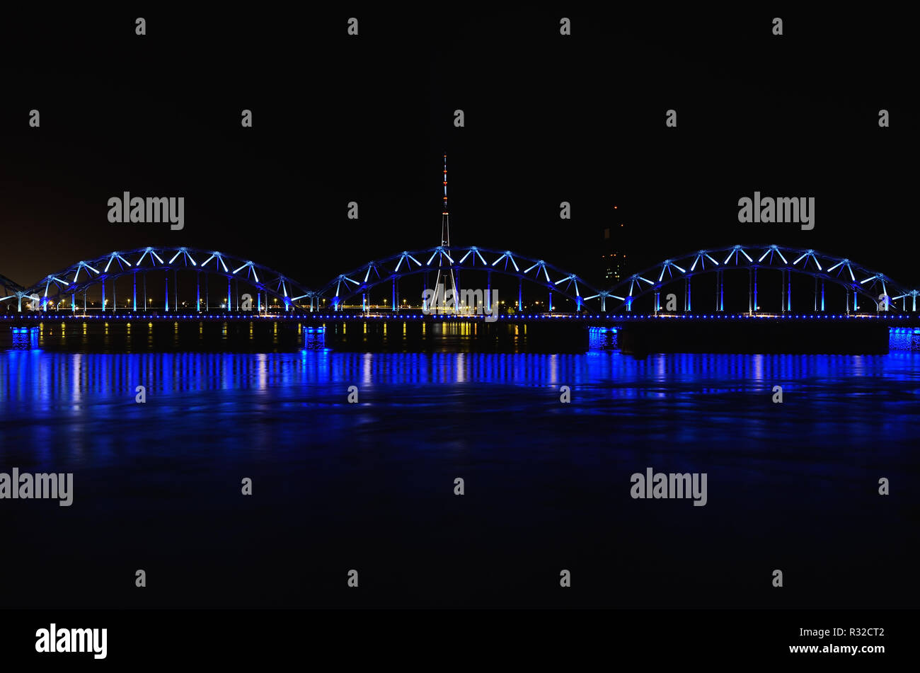 Underline bridge hi-res stock photography and images - Alamy