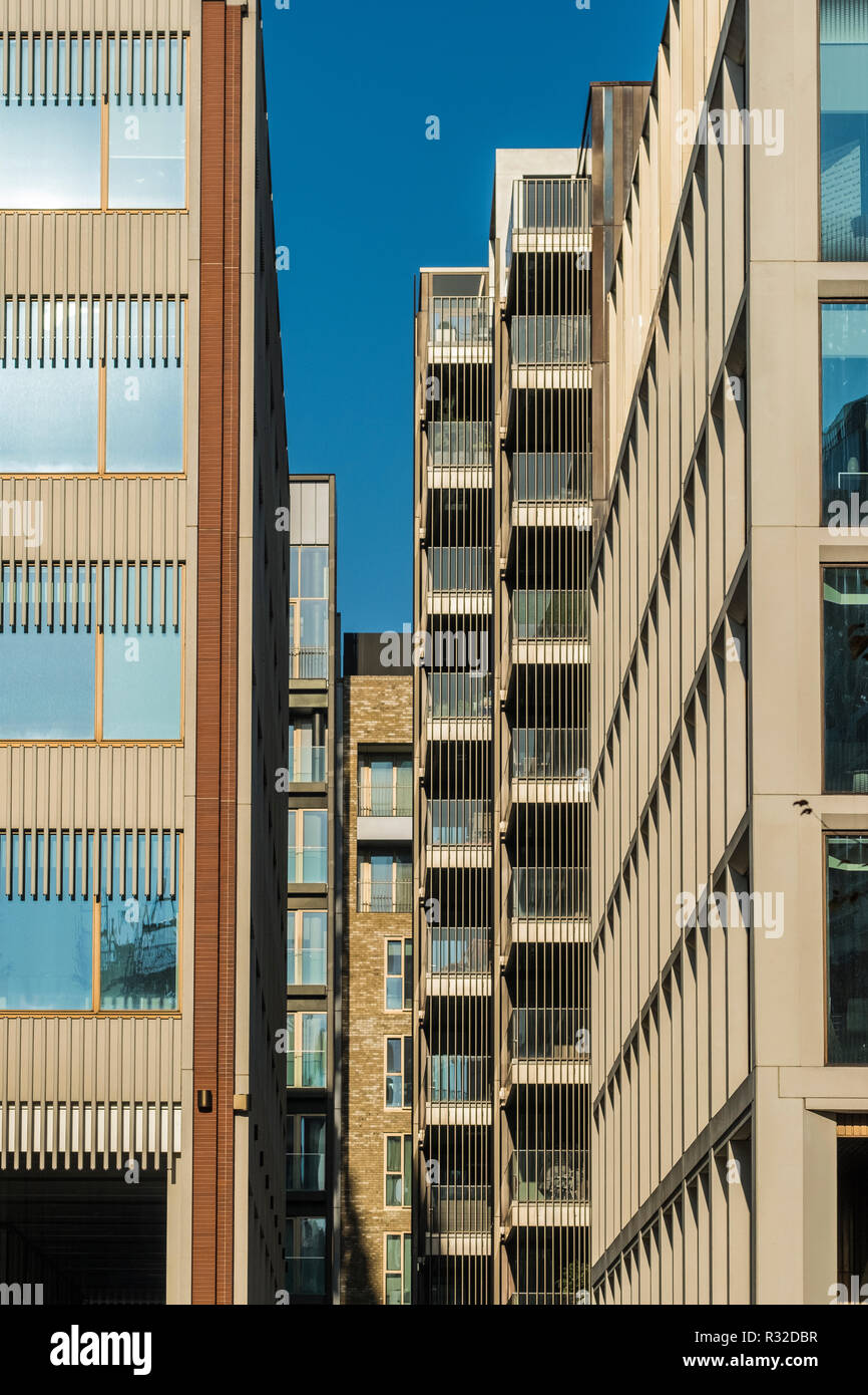 Fitzrovia square london hi-res stock photography and images - Alamy
