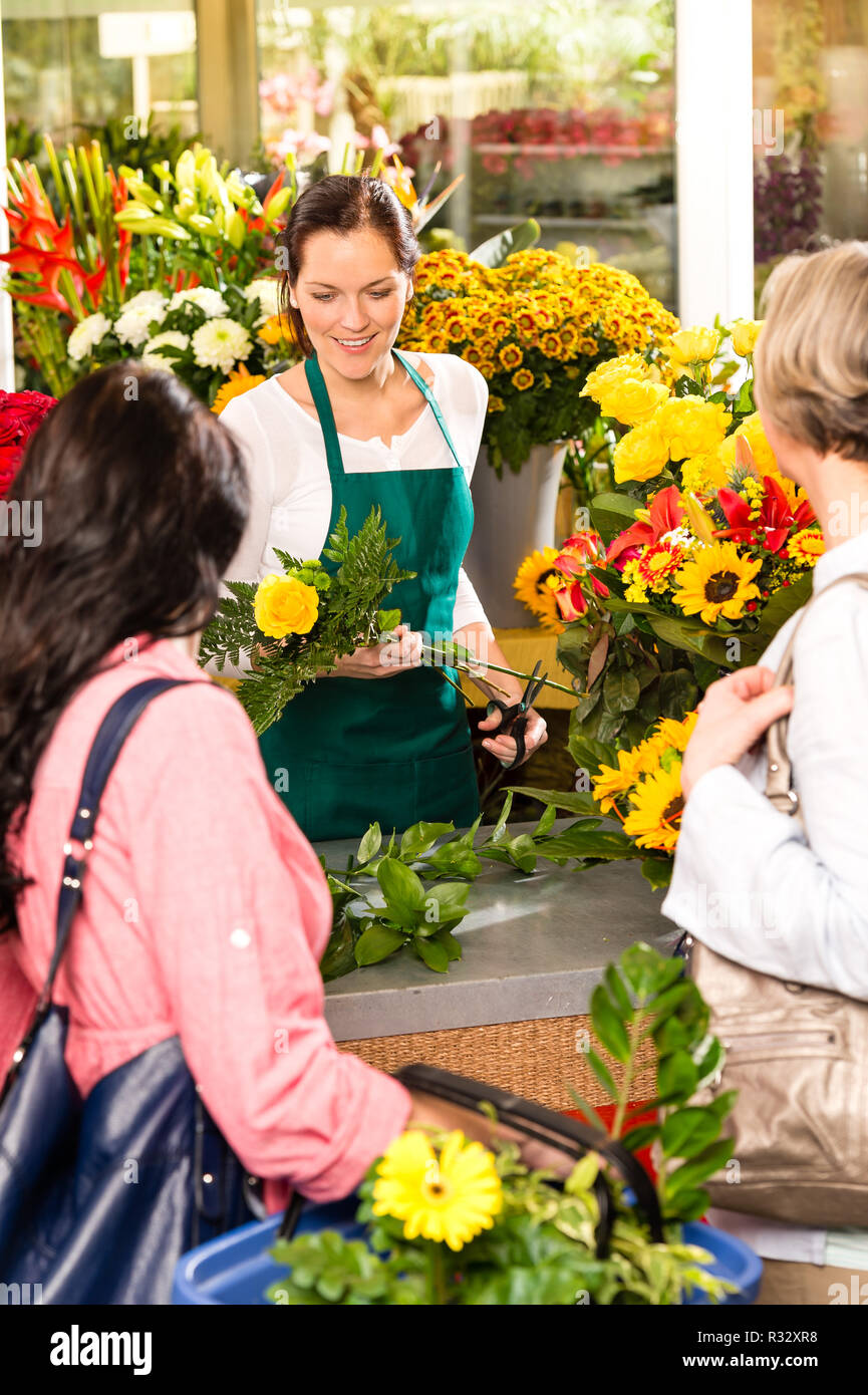 Cutting stock flower garden hi-res stock photography and images - Alamy