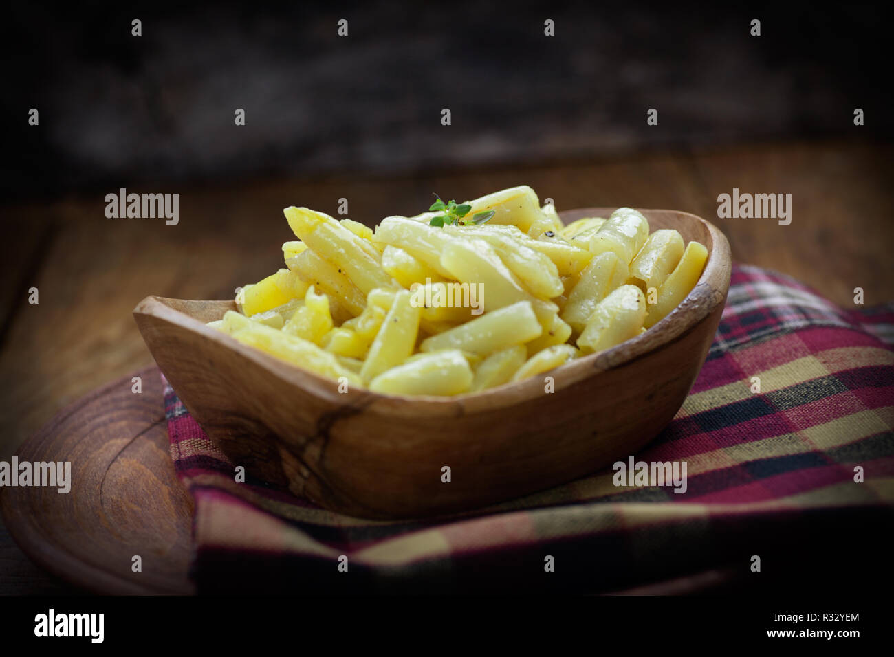 Deep fried yellow beans hi-res stock photography and images - Alamy