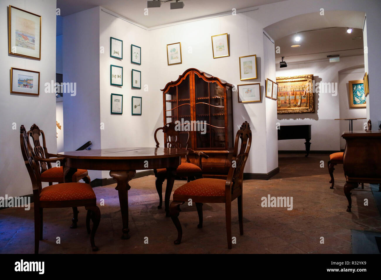 Ivan Hor Hungarian origin painter, living in the Saint-Tropez, France ...