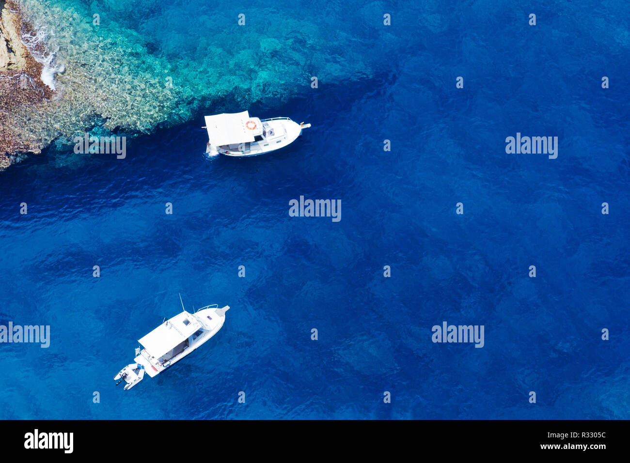 boats in a bay Stock Photo - Alamy