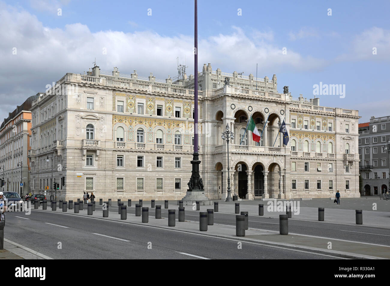 Trieste unity of italy square hi-res stock photography and images - Alamy