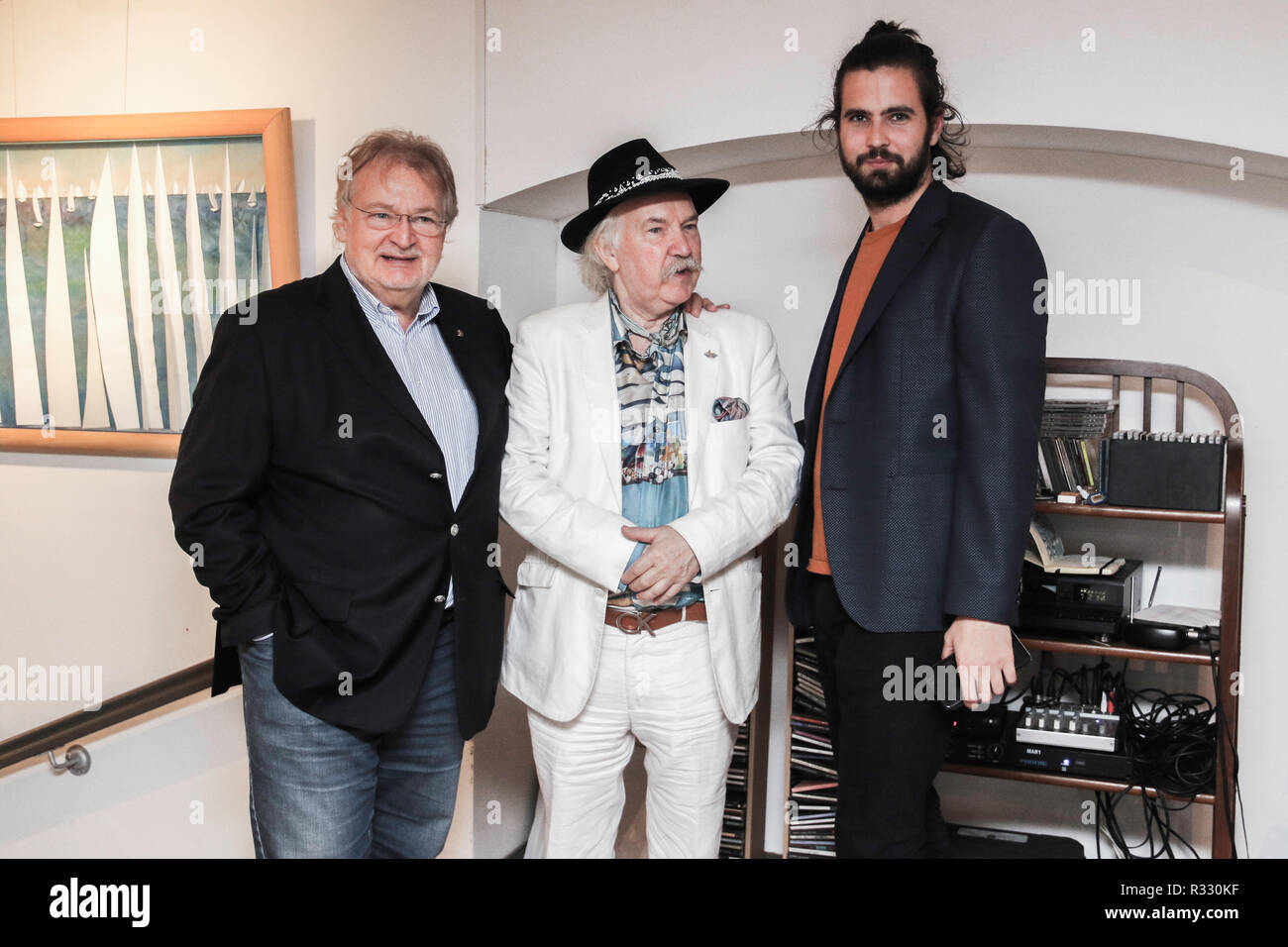 Ivan Hor Hungarian origin painter 50 Living in Saint-Tropez ...