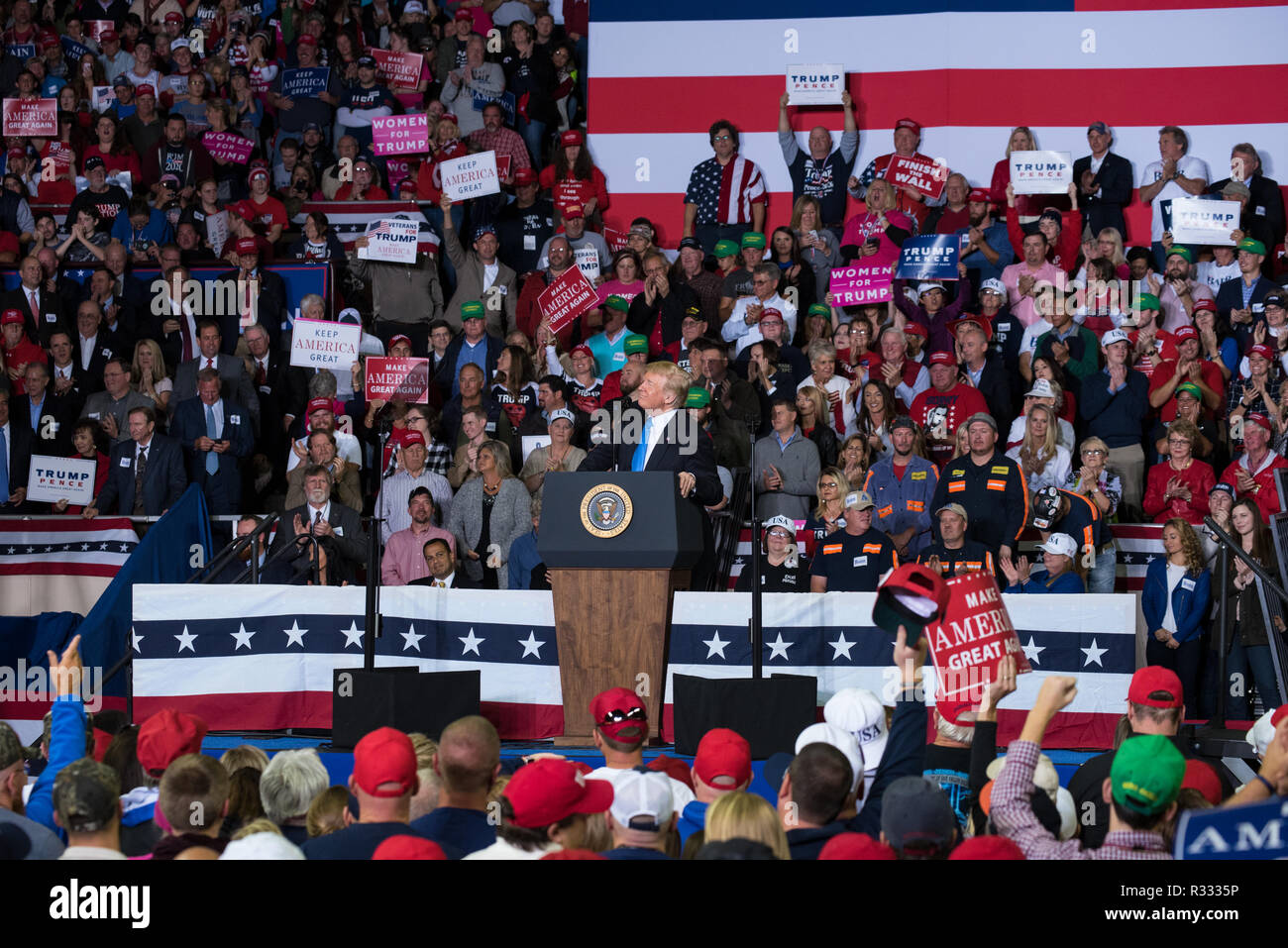Qanon rally hi-res stock photography and images - Alamy