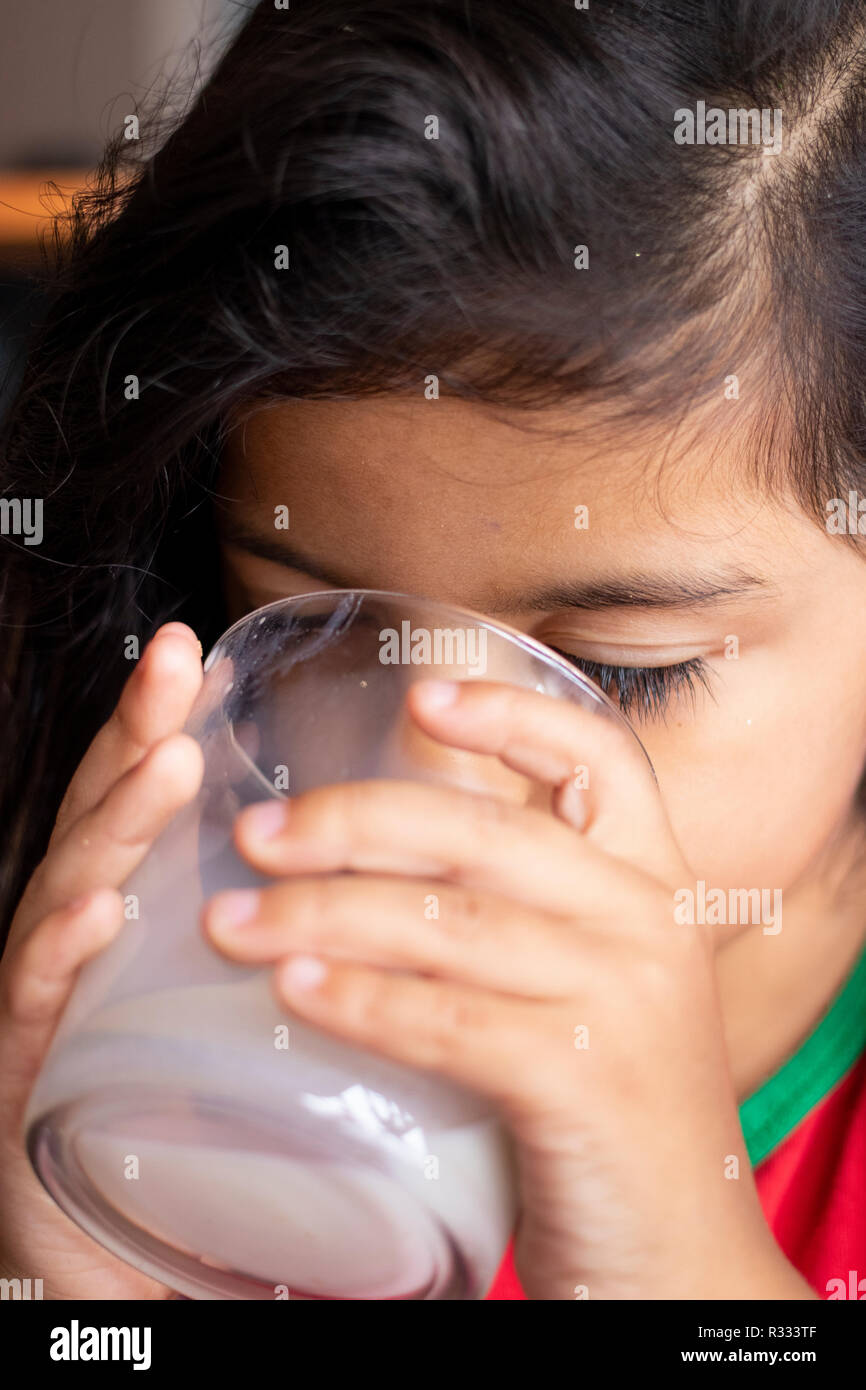 Child tender hi-res stock photography and images - Alamy