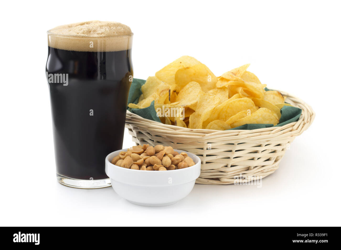 Food basket alcohol crisps hi-res stock photography and images - Alamy