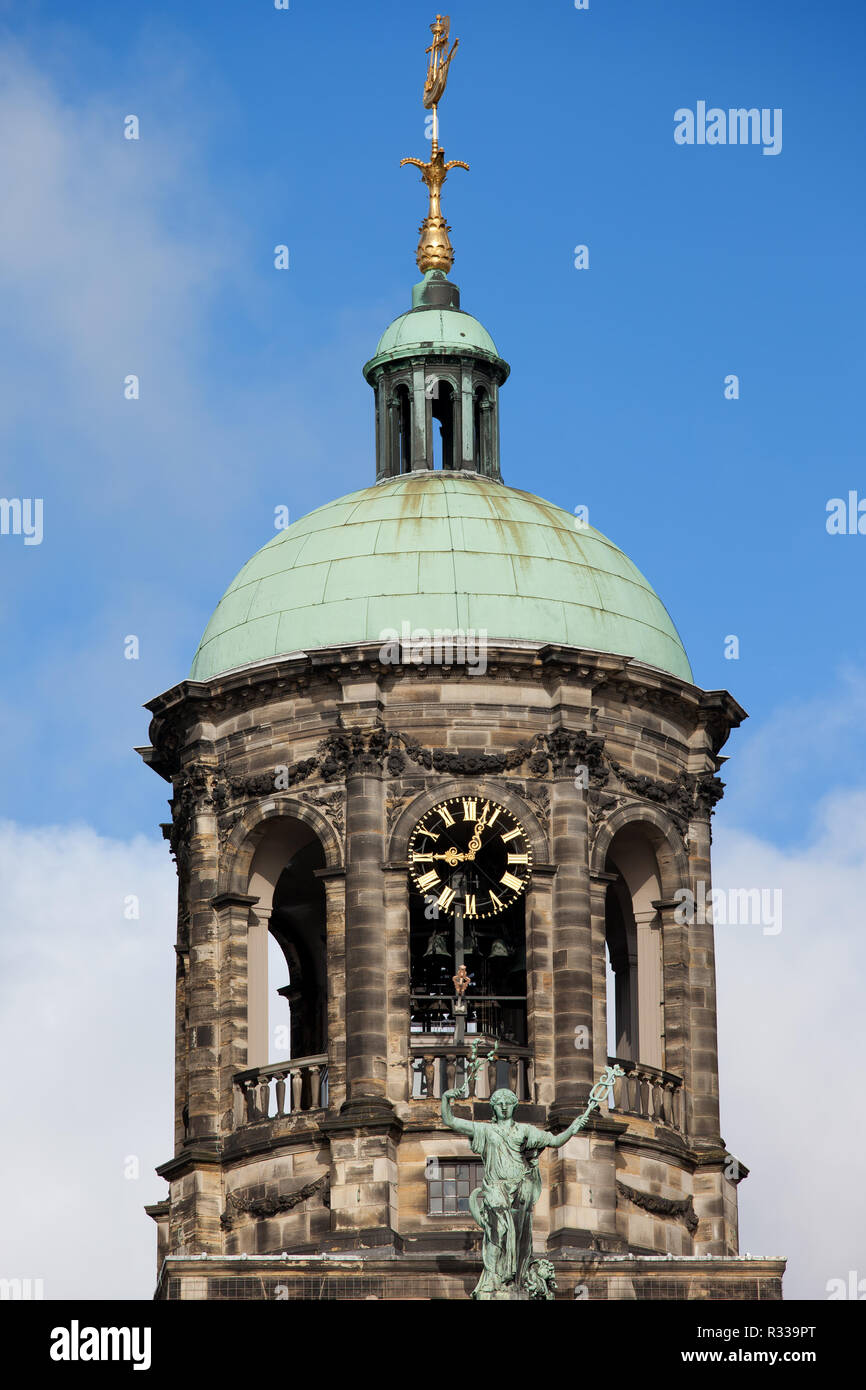 Classical dutch monument hi-res stock photography and images - Alamy
