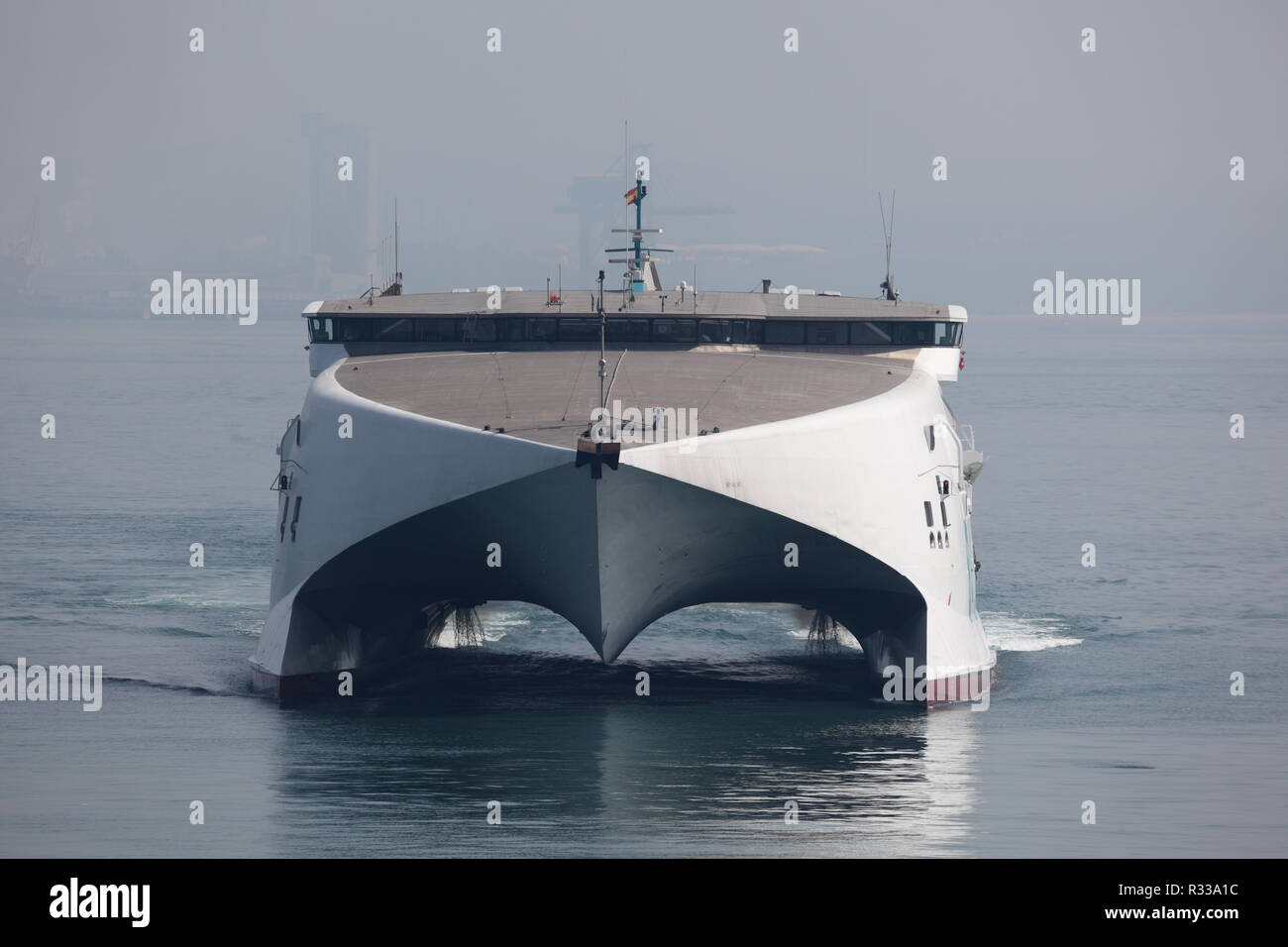 High speed ship hi-res stock photography and images - Alamy