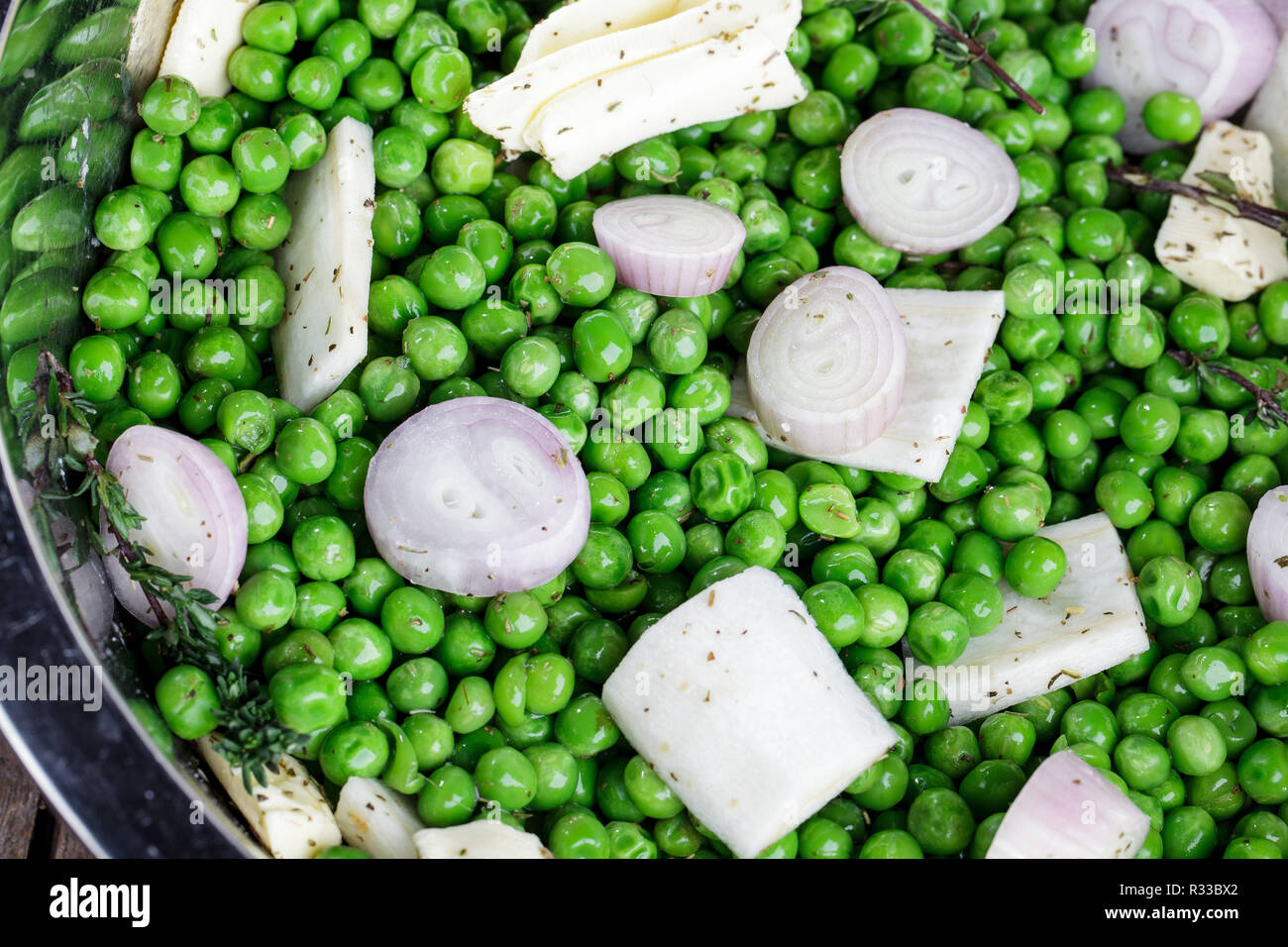Eschalotten hi-res stock photography and images - Alamy