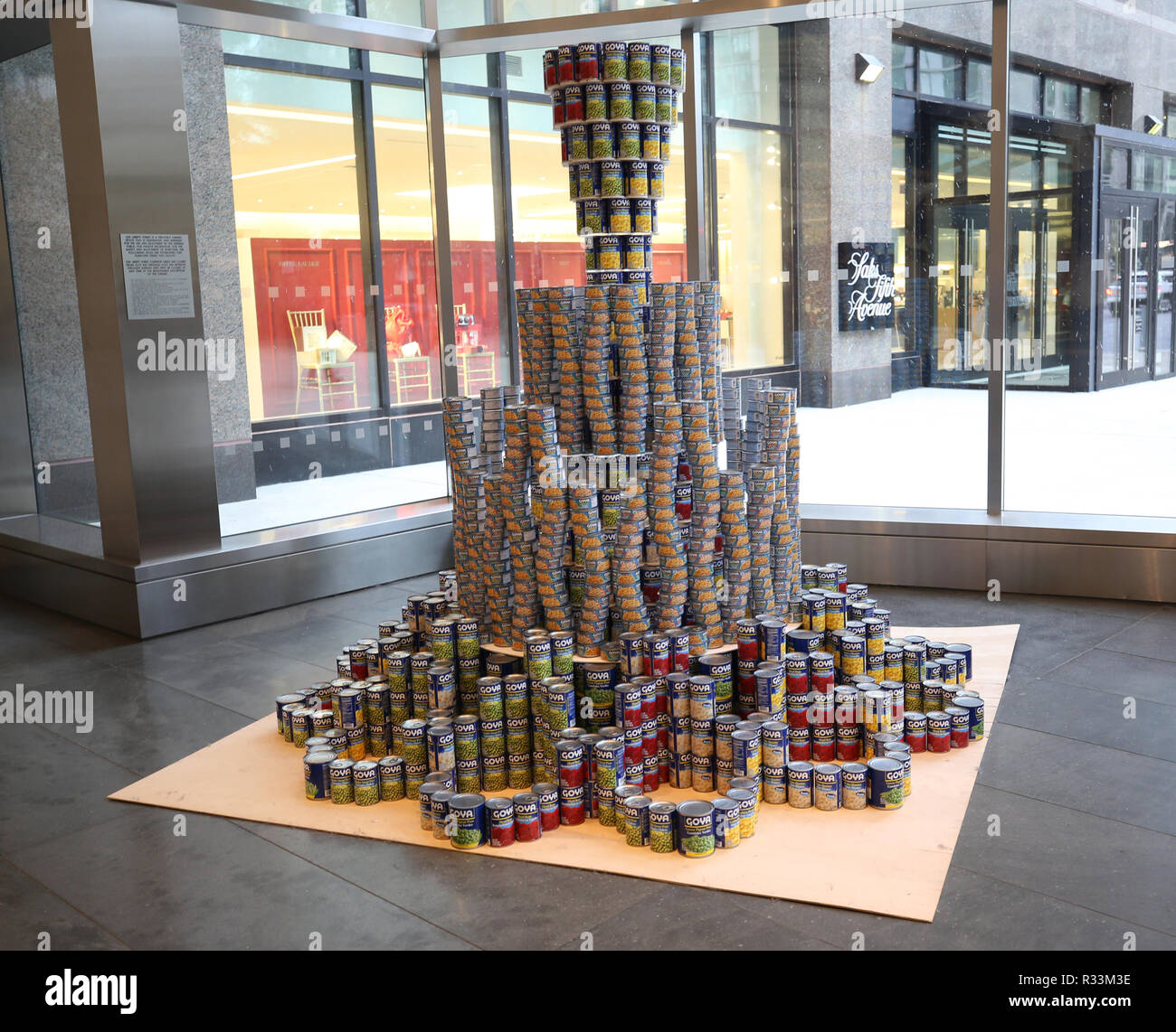 Canstruction hi-res stock photography and images - Alamy