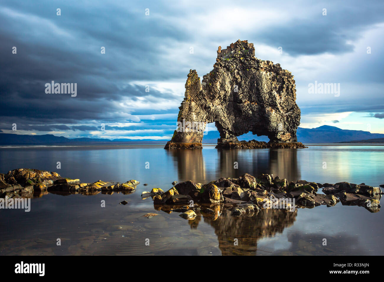 Hvitserkur The Drinking Water Troll Stock Photo - Alamy