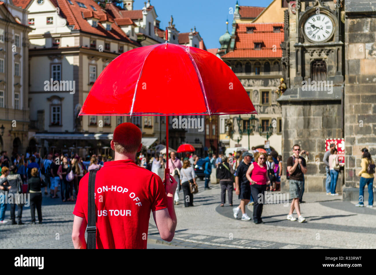 Tour guide umbrella hi-res stock photography and images - Alamy