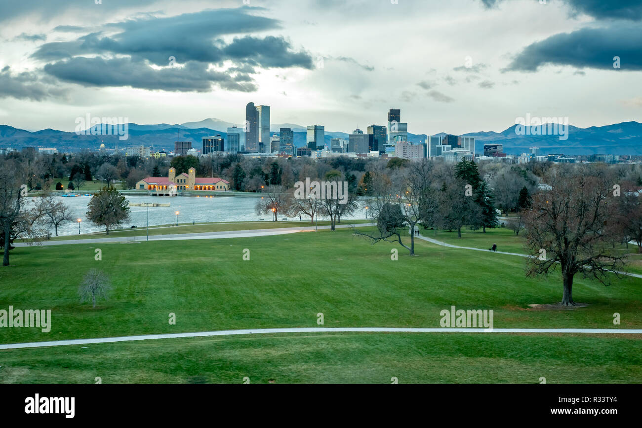 Aerial view downtown denver night hi-res stock photography and images ...