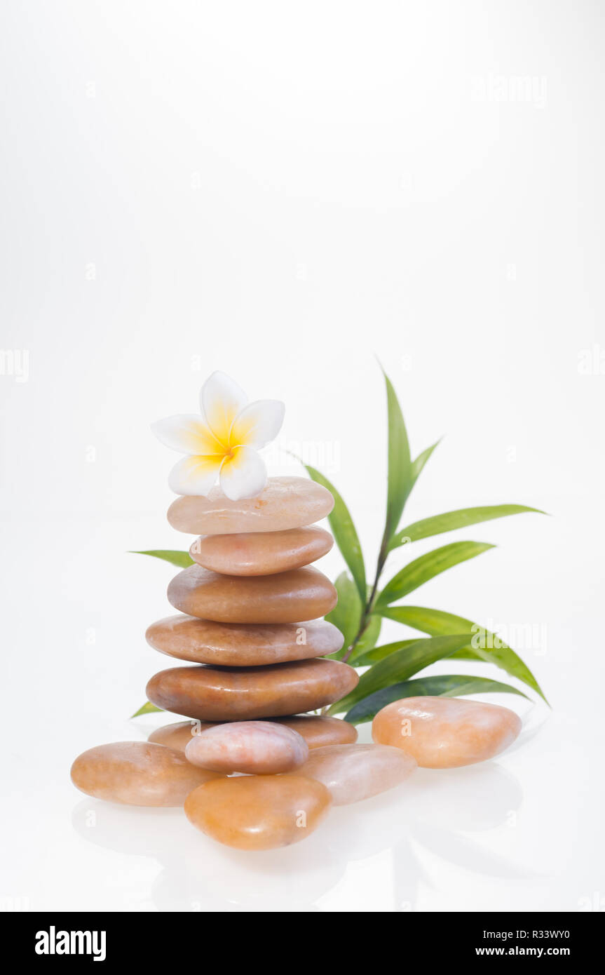 Stacked pebbles petals hi-res stock photography and images - Alamy