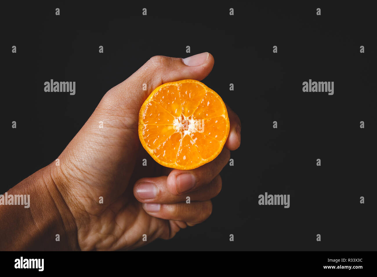 Fresh ripe mandarin fruits Stock Photo - Alamy