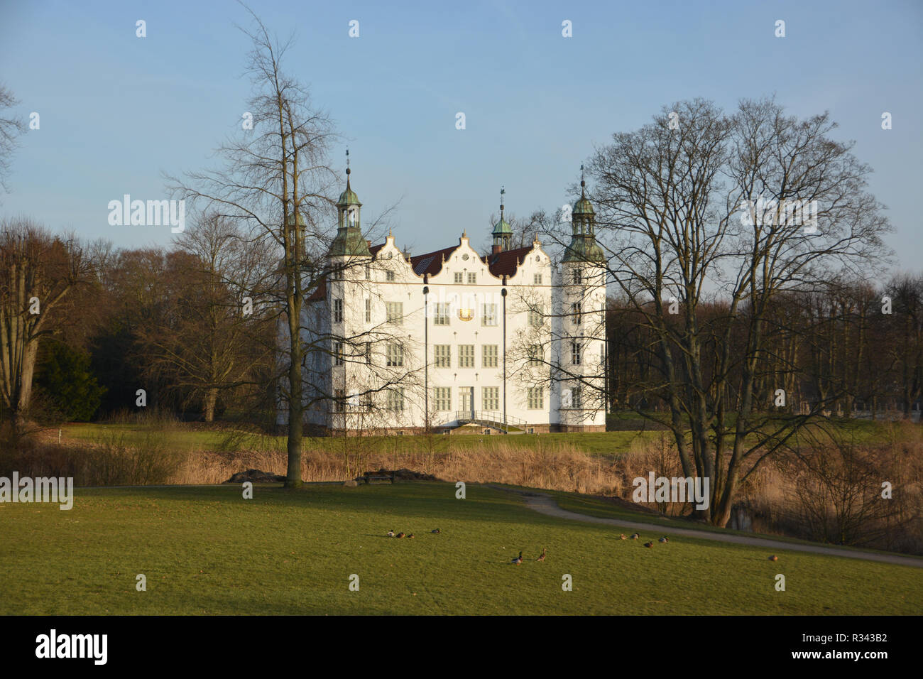 Schloss ahrensburg hi-res stock photography and images - Alamy