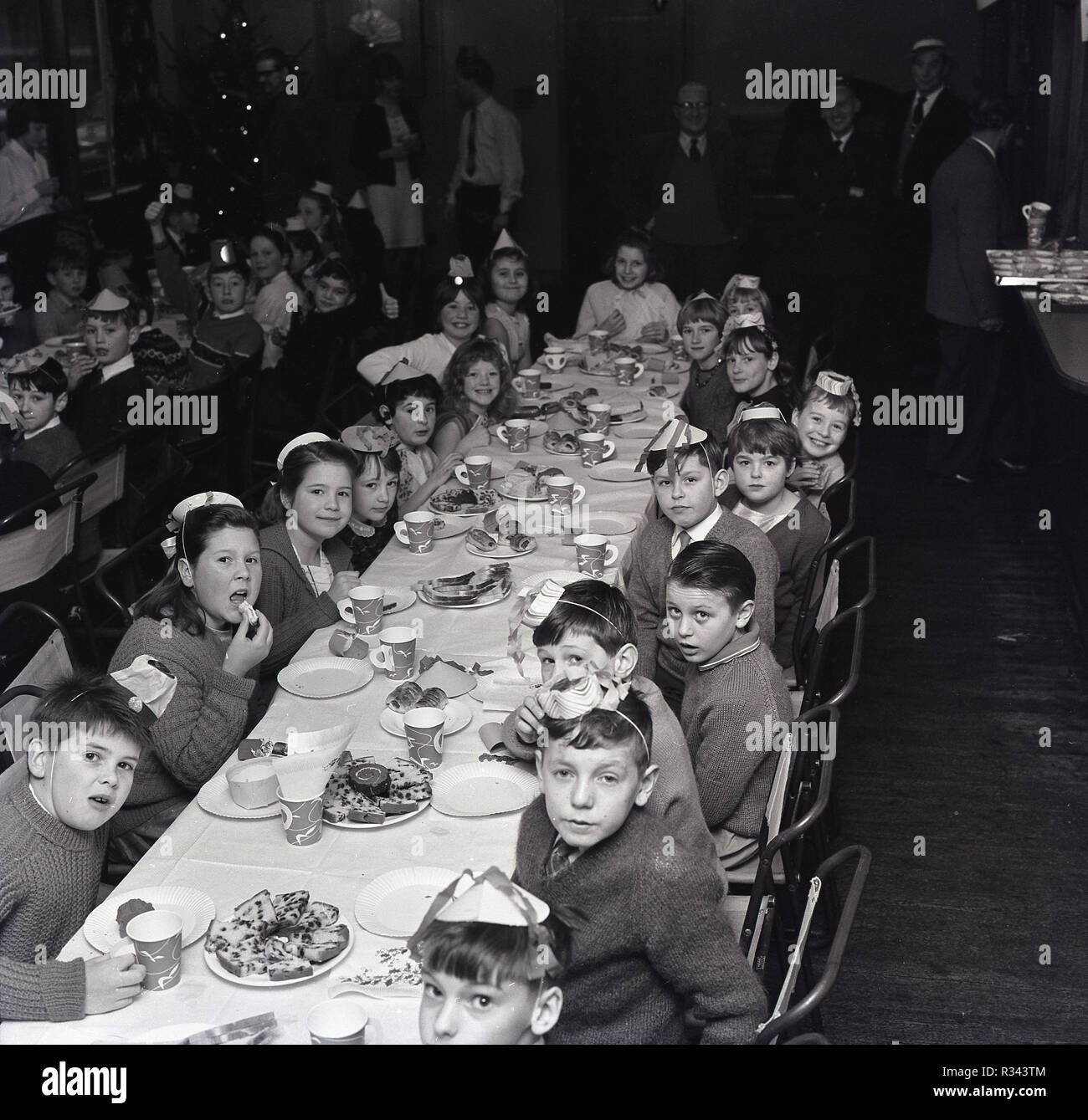 1960s childrens party hi-res stock photography and images - Alamy