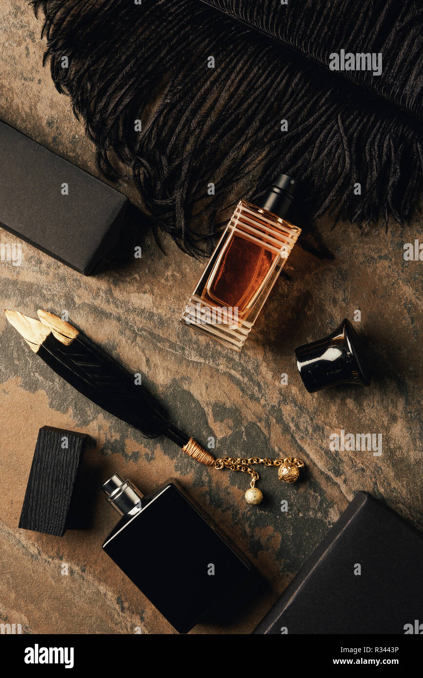 Perfume bottles accessories hi-res stock photography and images - Alamy