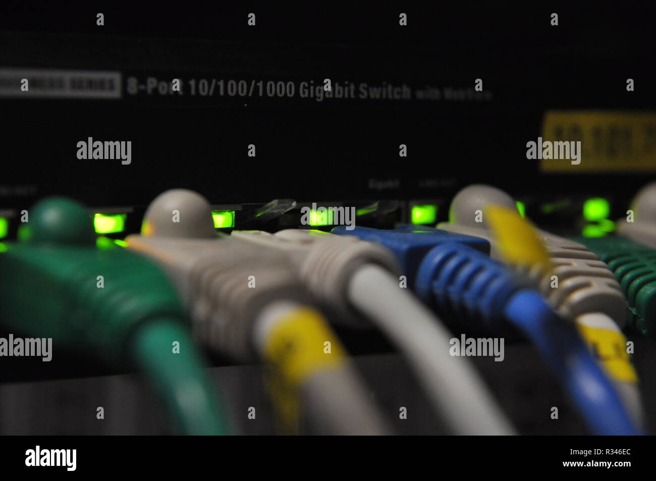 Network cabling hi-res stock photography and images - Alamy