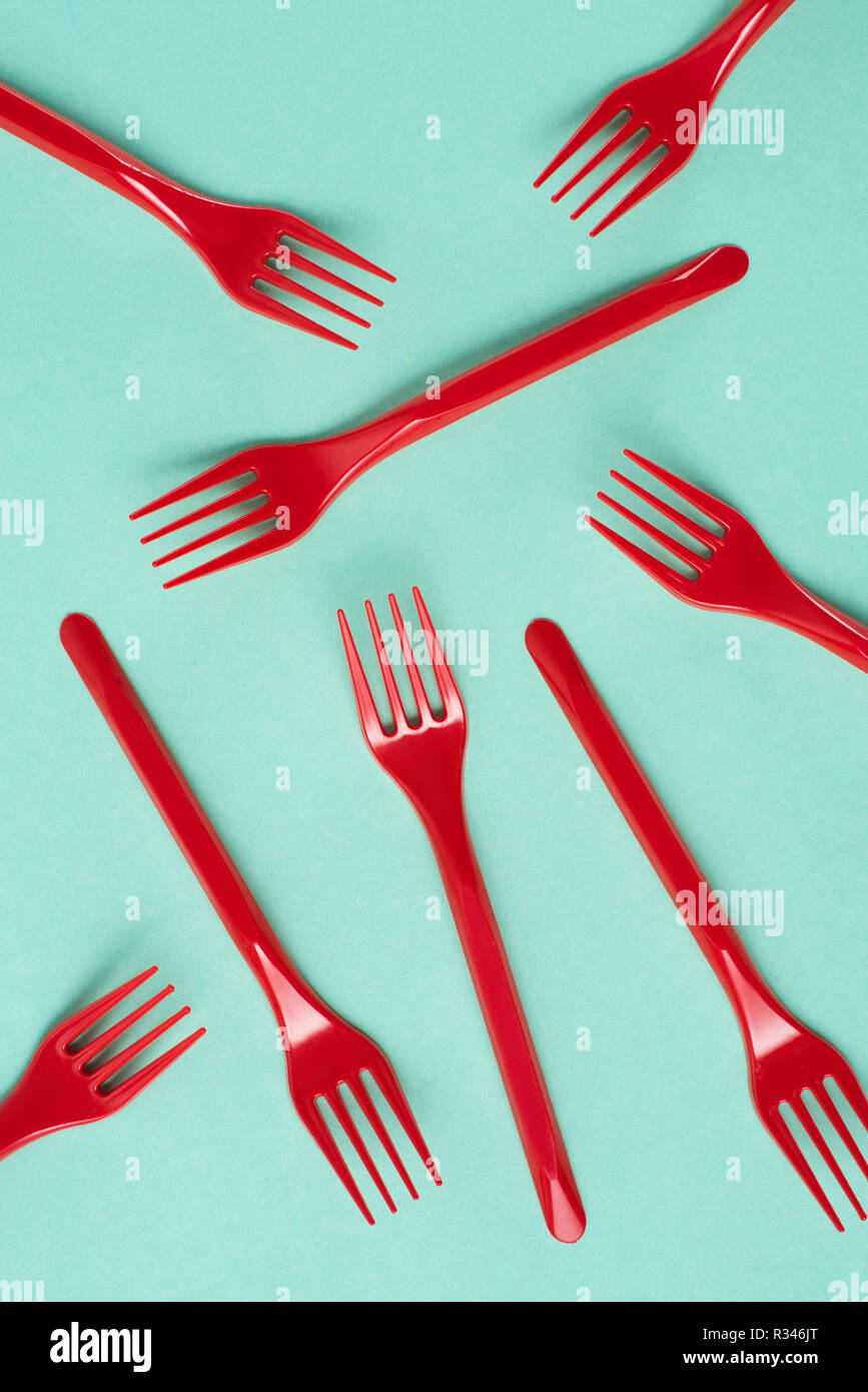 Scattered forks hi-res stock photography and images - Alamy