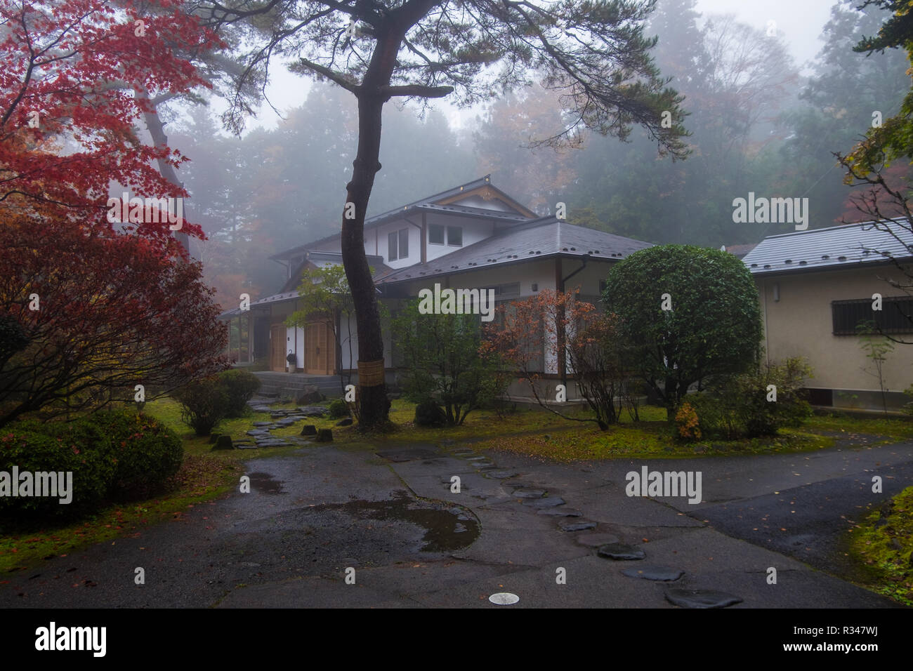 Traditional Japanese Roof Style High Resolution Stock Photography and ...