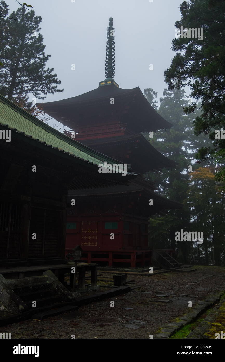 Three tiered temple hi-res stock photography and images - Alamy