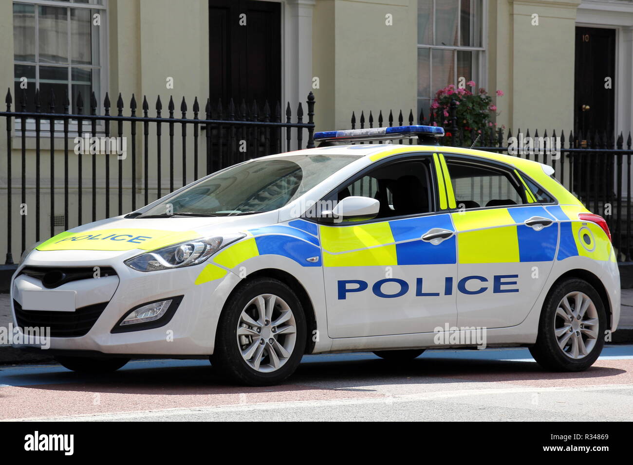 Police car chase and uk hi-res stock photography and images - Alamy
