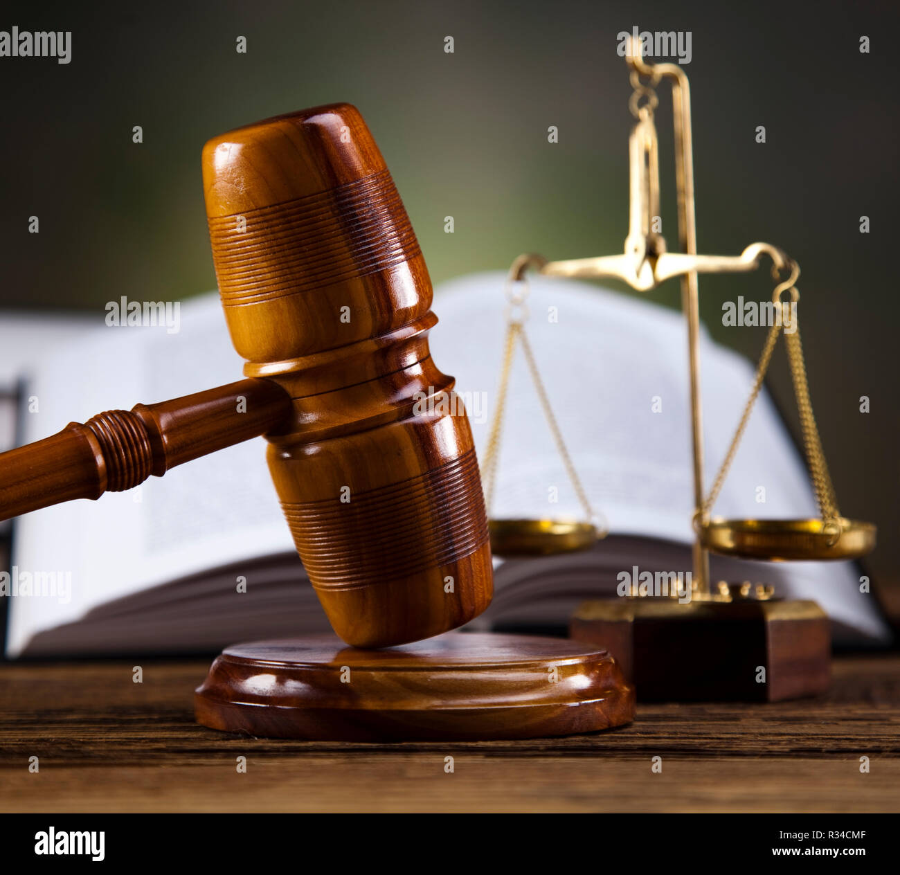 Judge pictogram hi-res stock photography and images - Alamy
