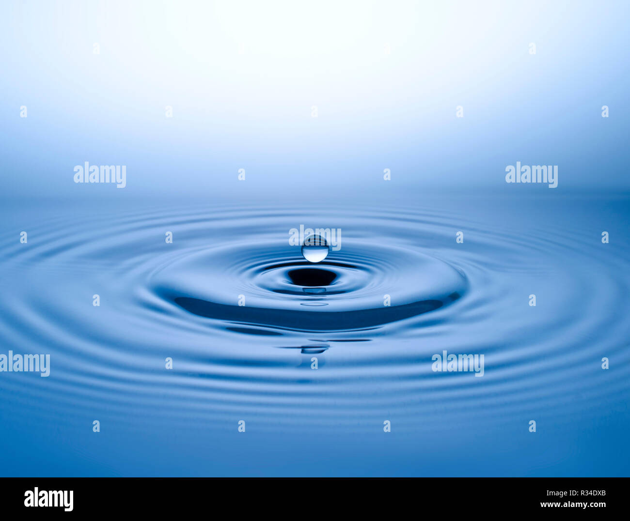 Supply drops hi-res stock photography and images - Alamy